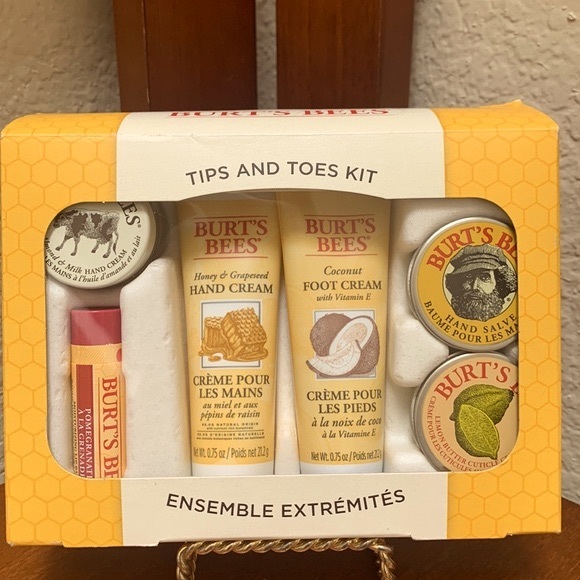 Burt’s Bee | Accents | New Burts Bees Tips And Toes Kit | Poshmark